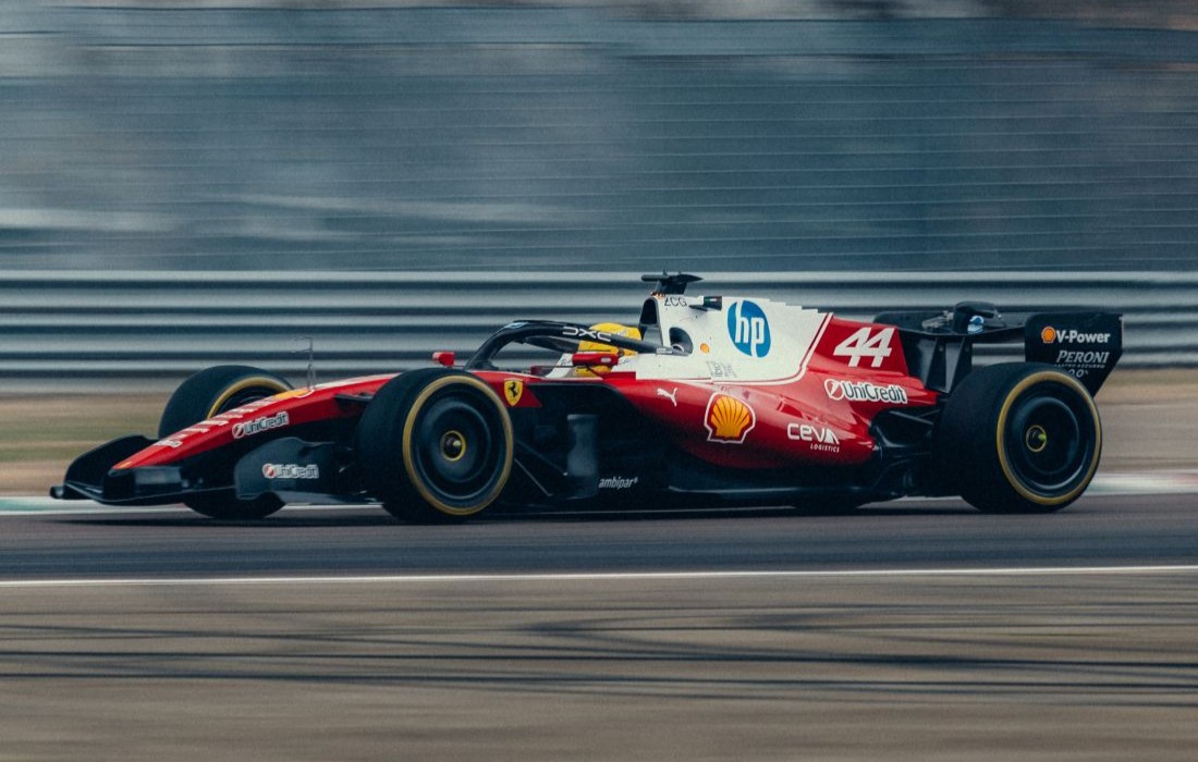 Hamilton naveo da novi bolidi imaju znatno manje potiska nego oni iz ...